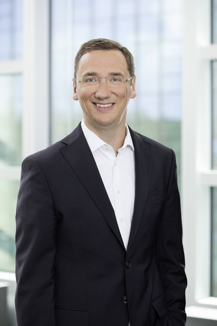 PR: Nicole Ehlen und André-Patrick Wüstefeld avancieren bei Beam ...