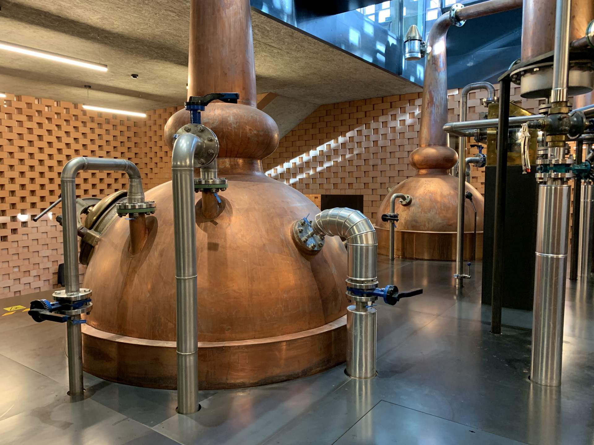 Whisky im Bild: Die Puni Destillerie im Vinschgau/Italien - WhiskyExperts