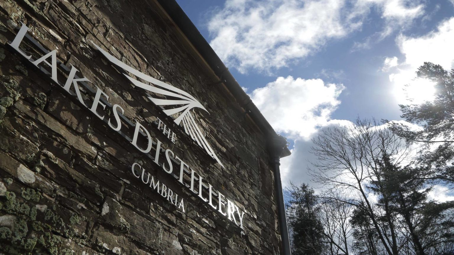 The Lakes Distillery nun komplett im Besitz von Nyetimber - WhiskyExperts