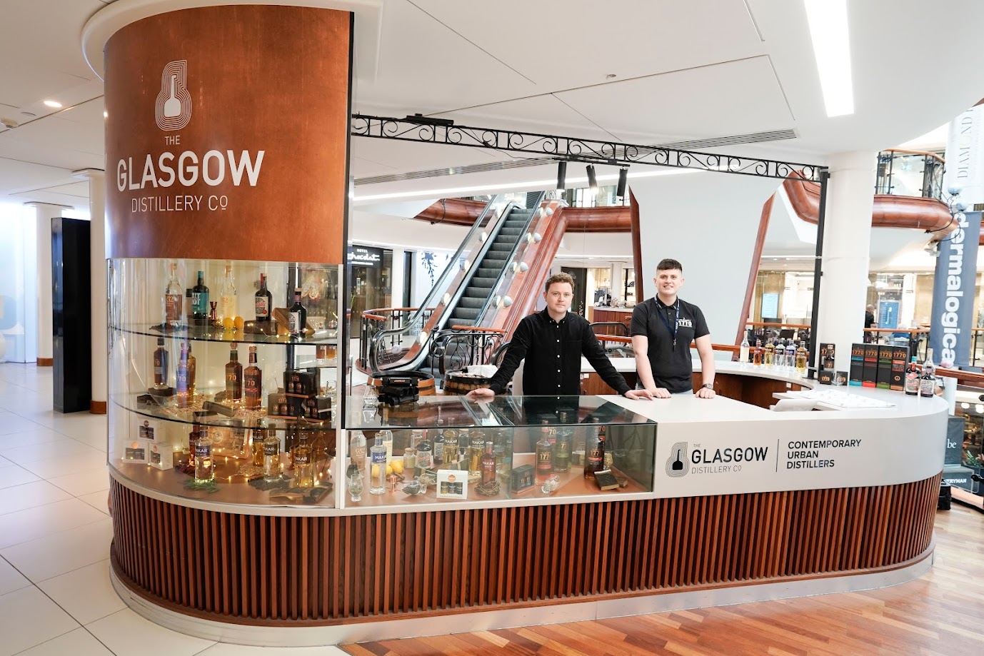 Glasgow Distillery eröffnet Pop Up Store in Glasgow’s Princes Square ...