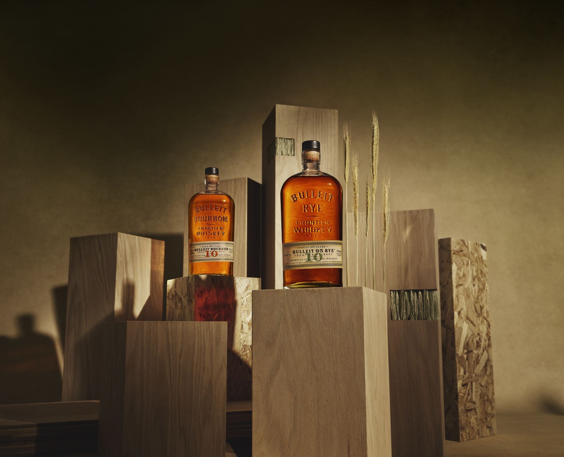 Bulleit Frontier Whiskey bringt 10 Jahre alten Rye als permanentes ...