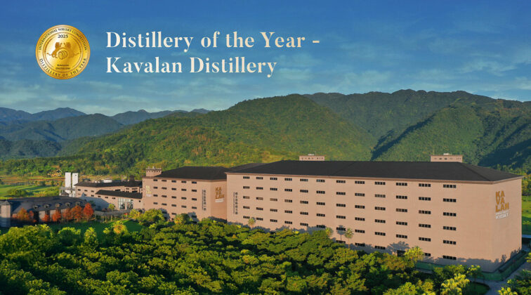 Kavalan triumphiert bei der IWC 2025: Whisky of the Year, Distillery of ...
