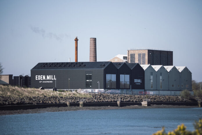 Eden Mill eröffnet neue Destillerie und Besucherzentrum in St. Andrews ...